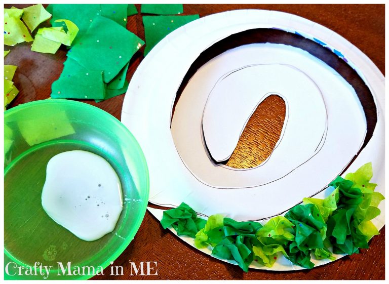 How to Make a Patterned Paper Plate Snake - Crafty Mama in ME!